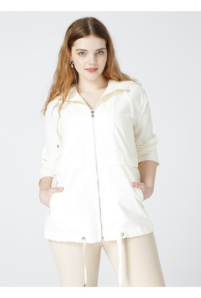 Selen 21YSL9002 Kapüşonlu Uzun Kollu Düz Kırmızı Kadın Trençkot Selen 21YSL9002 Kapüşonlu Uzun Kollu Düz Kırmızı Kadın Trençkot