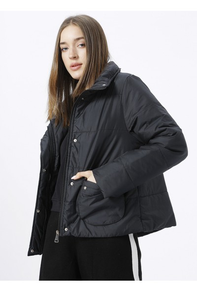 Fabrika Mont, 42, Siyah