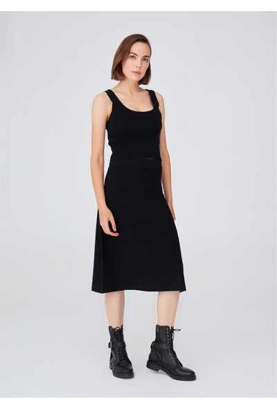 Peraluna Kloş Kesim Kaşmir Karışım Diz Altı Triko Etek Siyah