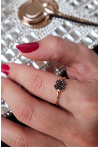 Goldium Altın Yonca Yüzük