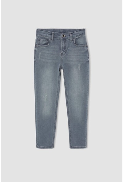 DeFacto Erkek Çocuk Slim Fit Yırtık Detaylı Jean Pantolon U8276A621WN