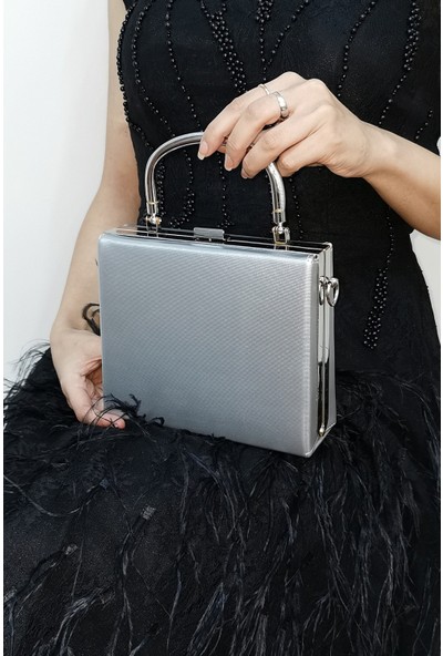 Nazart Kadın Kumaş Gümüş Abiye Clutch Portföy Kadın Gece Çantası Nazart Kadın Kumaş Gümüş Abiye Clutch Portföy Kadın Gece Çantası