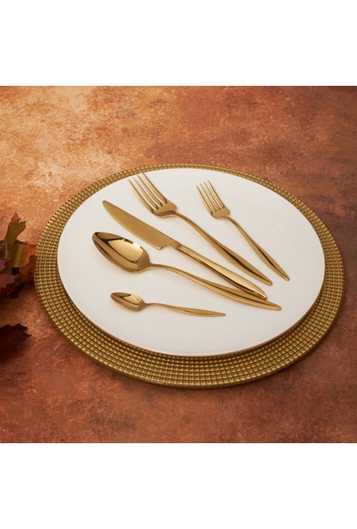 Karaca Ilıca Gold 30 Parça 6 Kişilik Çatal Kaşık Bıçak Seti Karaca Ilıca Gold 30 Parça 6 Kişilik Çatal Kaşık Bıçak Seti