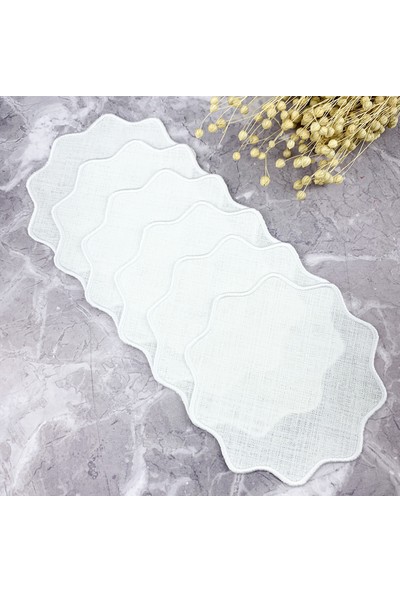 Weare2 Beyaz Renkli Çiçek Nakışlı Keten Efektli 6'lı Kokteyl Peçetesi