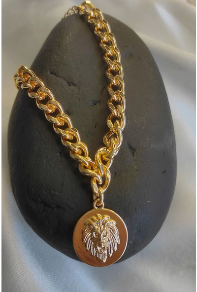 Swell Madalyon Aslan Gold Bileklik