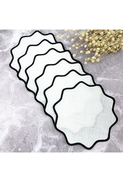 Weare2 Siyah Renkli Oval Çiçek Nakışlı 6'lı Kokteyl Peçetesi Weare2 Siyah Renkli Oval Çiçek Nakışlı 6'lı Kokteyl Peçetesi