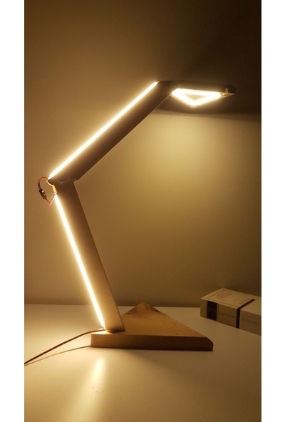 Arlat Doğal Ahşap LED Masa Lambası - Gün Işığı