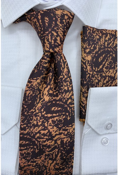 Quesste Erkek Kahve Gold Desenli Kravat Mendil Kutulu Set