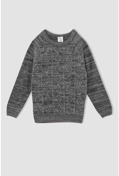 DeFacto Erkek Çocuk Slim Fit Bisiklet Yaka Desenli Kazak U8995A621WN