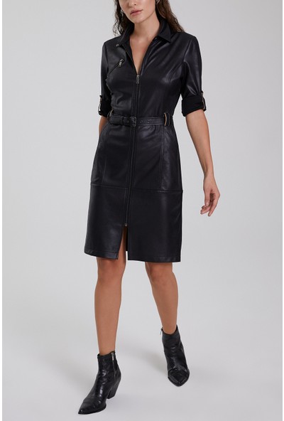 Greno Kadın Siyah Deri Görünümlü Fermuarlı Kemerli Elbise Greno Kadın Siyah Deri Görünümlü Fermuarlı Kemerli Elbise