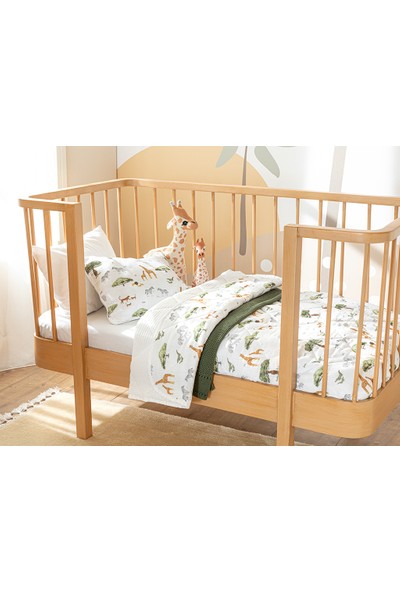 English Home Safari Pamuklu Bebe Yorgan Set 95 x 145 cm Beyaz English Home Safari Pamuklu Bebe Yorgan Set 95 x 145 cm Beyaz