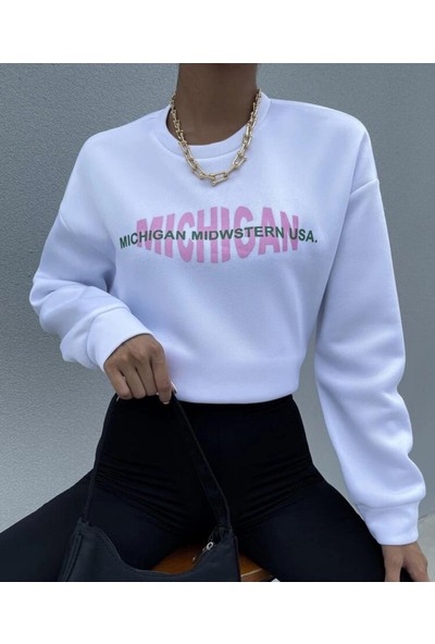 Nestore Kadın Beyaz Oversize Sweatshirt Michigan Üç Iplikli Nestore Kadın Beyaz Oversize Sweatshirt Michigan Üç Iplikli