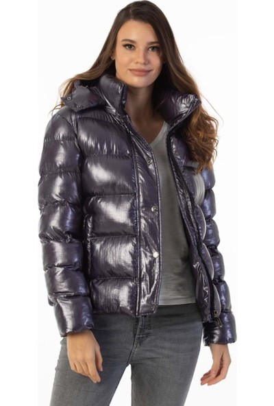 1001mont Kadın Mor Kısa Çıkarılabilir Kapüşonlu Mikro Elyaf Dolgulu Su Itici Şişme Mont 8550 1001mont Kadın Mor Kısa Çıkarılabilir Kapüşonlu Mikro Elyaf Dolgulu Su Itici Şişme Mont 8550