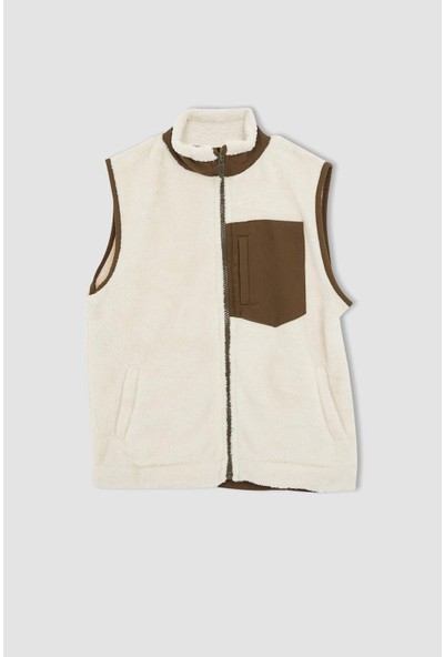 DeFacto Erkek Çocuk Dik Yaka Renk Bloklu Kolsuz Pelüş Isı Yalıtımlı Warmtech Yelek U8790A621WN