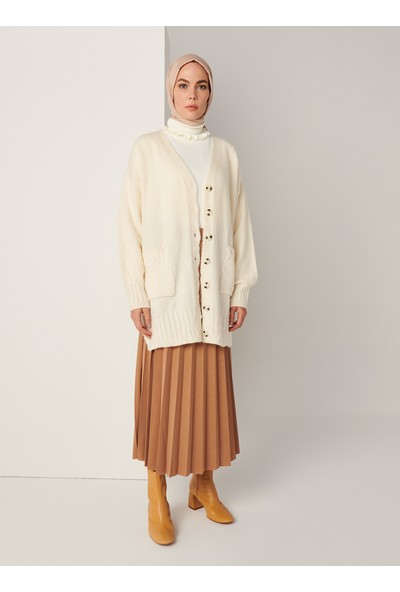 Refka Inci ve Taş Düğmeli Triko Hırka - Taş - Refka Woman Refka Inci ve Taş Düğmeli Triko Hırka - Taş - Refka Woman