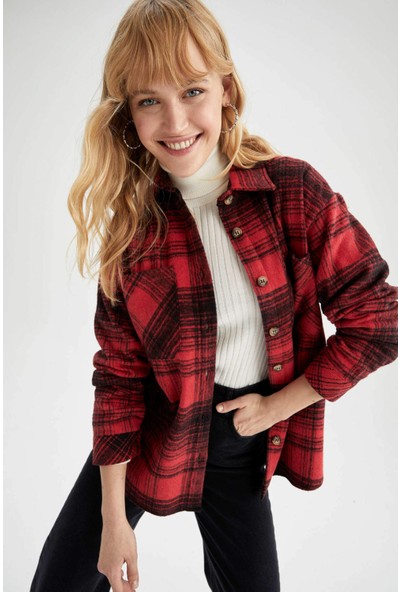 DeFacto Regular Fit Ekose Desenli Cep Detaylı Flanel Oduncu Gömlek Tunik W8208AZ21WN DeFacto Regular Fit Ekose Desenli Cep Detaylı Flanel Oduncu Gömlek Tunik W8208AZ21WN