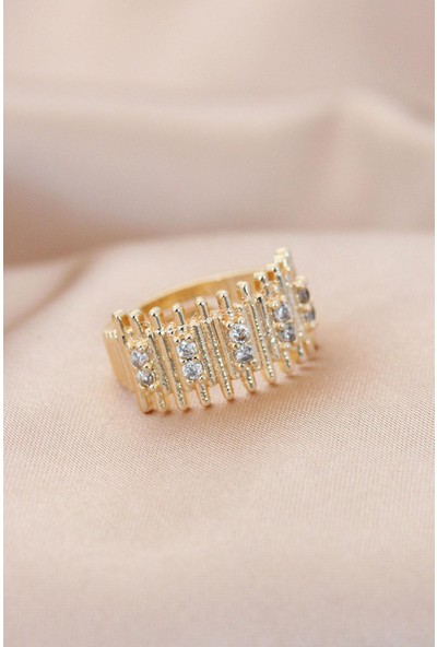 Kırmızı Papyon Gold Metal Tırtıklı Zirkon Taşlı Ayarlanabilir Yüzük Kırmızı Papyon Gold Metal Tırtıklı Zirkon Taşlı Ayarlanabilir Yüzük