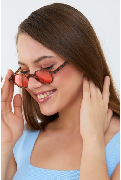 Modalucci Yeni Sezon Kadın Güneş Gözlüğü Modalucci Yeni Sezon Kadın Güneş Gözlüğü