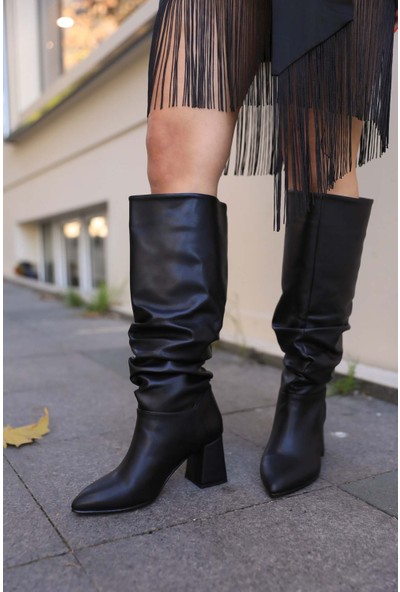 Başmak Shoes Charming Siyah Körük Detaylı Çizme