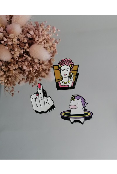 Takıdan Orta Parmak 3'lü Rozet Kombin