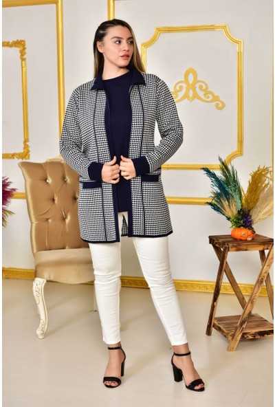 Tütsü Triko Büyük Beden Lacivert - Beyaz Desenli Anne Ceketi Tütsü Triko Büyük Beden Lacivert - Beyaz Desenli Anne Ceketi