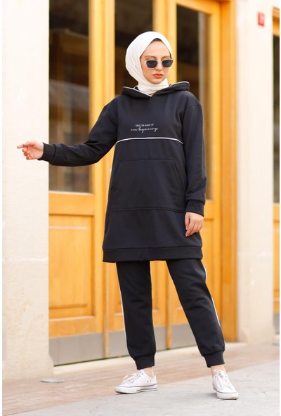 Moylin 1710 Ara Biye Detaylı Eşofman Takımı Moylin 1710 Ara Biye Detaylı Eşofman Takımı