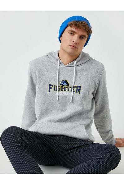 Koton Kurt İşlemeli Kapşonlu Sweatshirt
