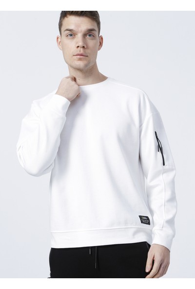 National Geographic C-Tehran Bisiklet Yaka Uzun Kollu Standart Kalıp Düz Ekru Erkek Sweatshirt National Geographic C-Tehran Bisiklet Yaka Uzun Kollu Standart Kalıp Düz Ekru Erkek Sweatshirt