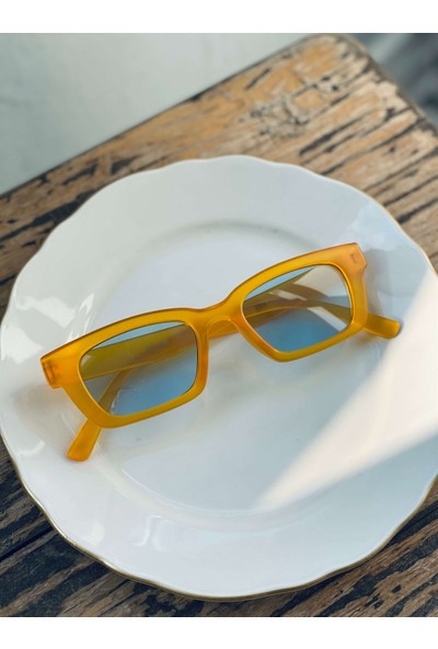Retrobird 26543 Kadın Güneş Gözlüğü