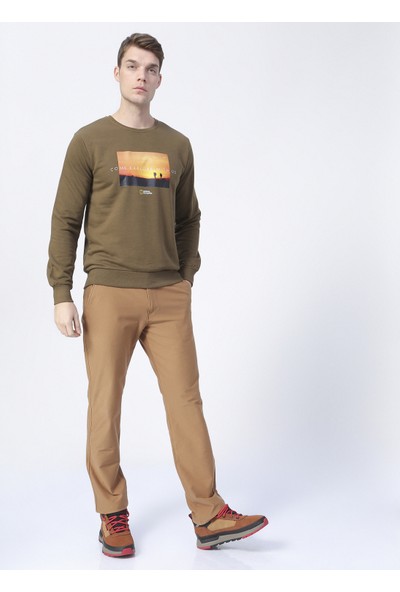 National Geographic C-Sunset Bisiklet Yaka Standart Kalıp Baskılı Haki Erkek Sweatshirt National Geographic C-Sunset Bisiklet Yaka Standart Kalıp Baskılı Haki Erkek Sweatshirt