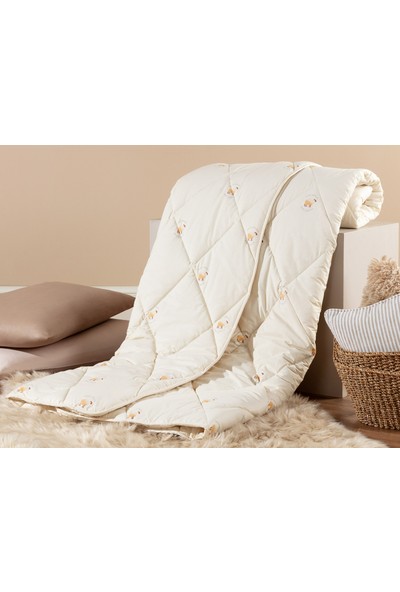 Madame Coco Fayence Çift Kişilik Yün Yorgan - Bej