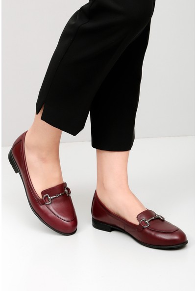 Gönderi(R) Hakiki Deri Yuvarlak Burun Düz Taban Tokalı Kadın Babet 24162