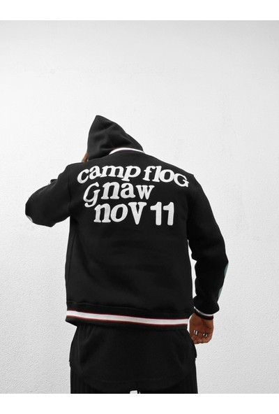 Abluka Online Kabartma Slogan Baskılı Oversize Kolej Ceket Siyah Abluka Online Kabartma Slogan Baskılı Oversize Kolej Ceket Siyah