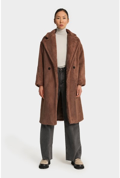 Açelya Okcu Uzun Kruvaze Peluş Kaban