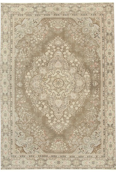 Bespoky Kayseri Hereke Bej 230X335 cm Göbekli Yün-Pamuk El Dokuma Alan Halısı Bespoky Kayseri Hereke Bej 230X335 cm Göbekli Yün-Pamuk El Dokuma Alan Halısı