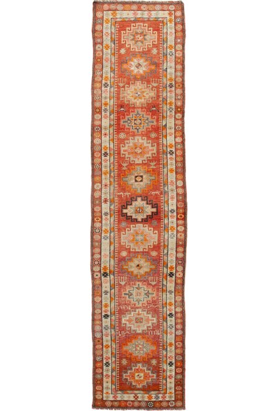 Bespoky Kherki Kırmızı 86X392 cm Geleneksel Oryantal Yün-Pamuk El Dokuma Alan Halısı Bespoky Kherki Kırmızı 86X392 cm Geleneksel Oryantal Yün-Pamuk El Dokuma Alan Halısı