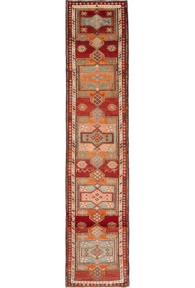 Bespoky Kherki Kırmızı 92X424 cm Geleneksel Oryantal Yün-Pamuk El Dokuma Alan Halısı Bespoky Kherki Kırmızı 92X424 cm Geleneksel Oryantal Yün-Pamuk El Dokuma Alan Halısı