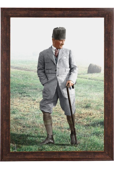 Tekin Özalit Bronz Çerçeveli Gri Takım Elbiseli Atatürk Portresi Tekin Özalit Bronz Çerçeveli Gri Takım Elbiseli Atatürk Portresi