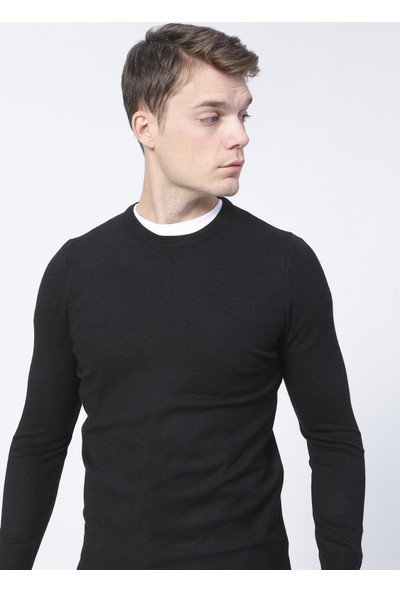 Fabrika Polo Studio x Fabrika O Yaka Slim Fit Düz Siyah Erkek Kazak Fabrika Polo Studio x Fabrika O Yaka Slim Fit Düz Siyah Erkek Kazak