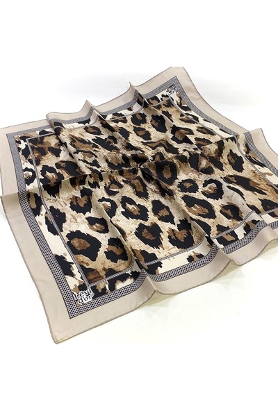 Levidor Twill Ipek Eşarp DESEN-3381 - Renk-05 Levidor Twill Ipek Eşarp DESEN-3381 - Renk-05