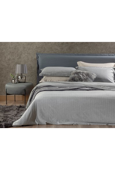 English Home Elegant Gleam Shiny Ipliği Boyalı Çift Kişilik Nevresim Takımı 200X220 cm Gümüş English Home Elegant Gleam Shiny Ipliği Boyalı Çift Kişilik Nevresim Takımı 200X220 cm Gümüş