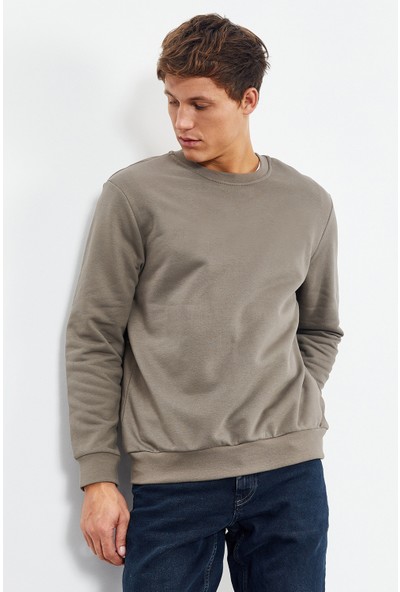 Tommy Life Tommylife Koyu Bej Erkek Basic O Yaka Rahat Form Sweatshirt - 88053 Tommy Life Tommylife Koyu Bej Erkek Basic O Yaka Rahat Form Sweatshirt - 88053