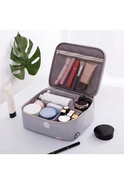 Pasifix Taşınabilir Büyük Kapasiteli Bölmeli Makyaj Çantası (Yurt Dışından) Pasifix Taşınabilir Büyük Kapasiteli Bölmeli Makyaj Çantası (Yurt Dışından)