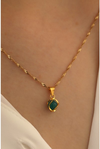 Milet Kuyumculuk 14 Ayar Altın Yeşil Akik Singapur Zincir Kolye Milet Kuyumculuk 14 Ayar Altın Yeşil Akik Singapur Zincir Kolye