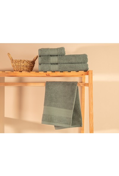 Madame Coco Fabrice Düz 4'Lü Banyo Havlu Seti - Yeşil Madame Coco Fabrice Düz 4'Lü Banyo Havlu Seti - Yeşil