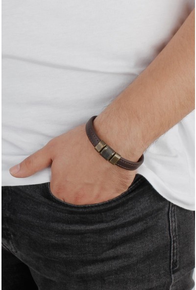 Madame Concept Otantik Kahve Deri Kordonlu Mıknatıs Klipsli Erkek Bileklik Madame Concept Otantik Kahve Deri Kordonlu Mıknatıs Klipsli Erkek Bileklik