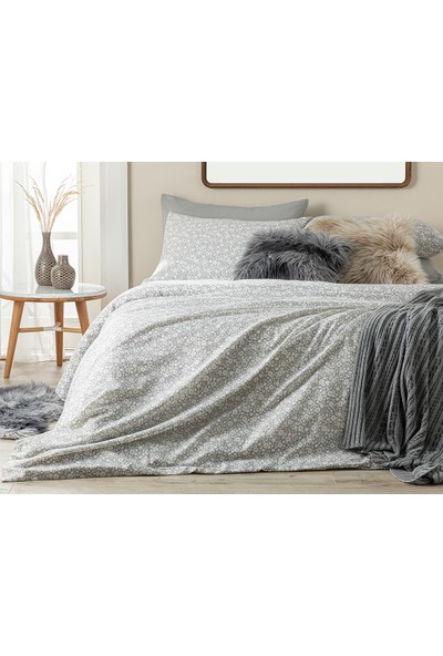 English Home Liberty Blossom Kolay Ütülenir Tek Kişilik Nevresim Takımı 160X220 cm Gri English Home Liberty Blossom Kolay Ütülenir Tek Kişilik Nevresim Takımı 160X220 cm Gri