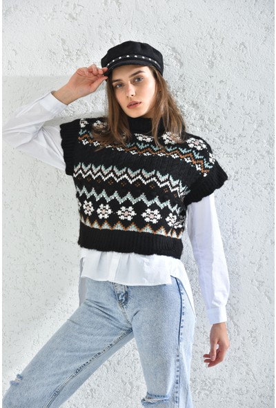 Moon İstanbul Desenli Triko Süveter