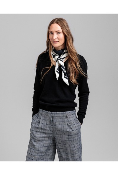 Gant Kadın Siyah Regular Fit Triko Kazak 4800502.5