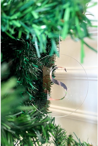 Gift And Story S Harfli Gold Pleksi Yılbaşı Ağaç Süsü Gift And Story S Harfli Gold Pleksi Yılbaşı Ağaç Süsü